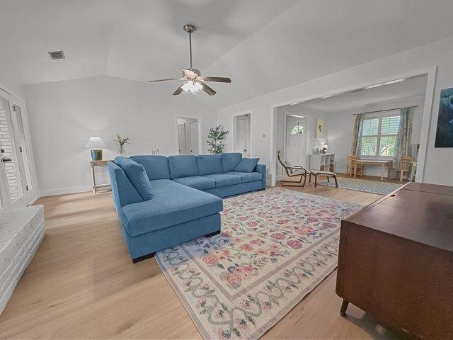 312 Meadowlark Dr, Richardson, TX 75080