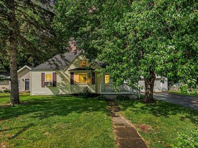 312 Mechanic St, Stockbridge, MI 49285