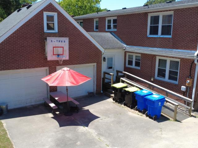 312 N West Street