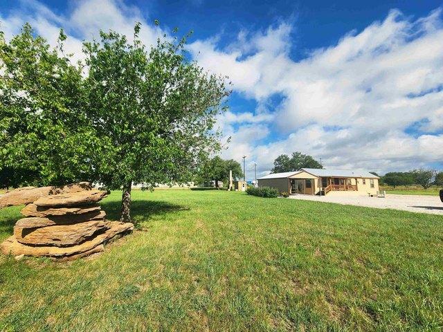 312 N Indian Ave, Cherokee, TX 76832