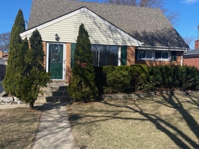 312 N Reuter Dr, Arlington Heights, IL 60005 | MLS #12600 | Compass