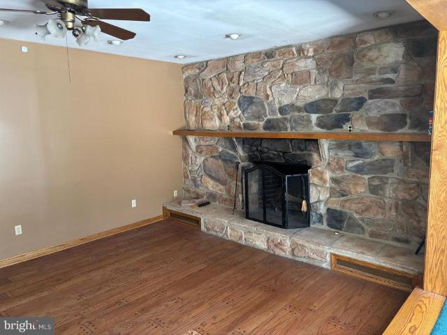 312 N Sandy Hill Road