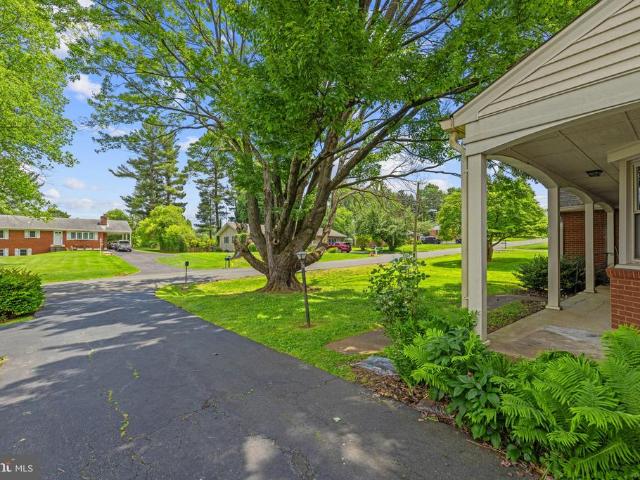 312 norfolk dr