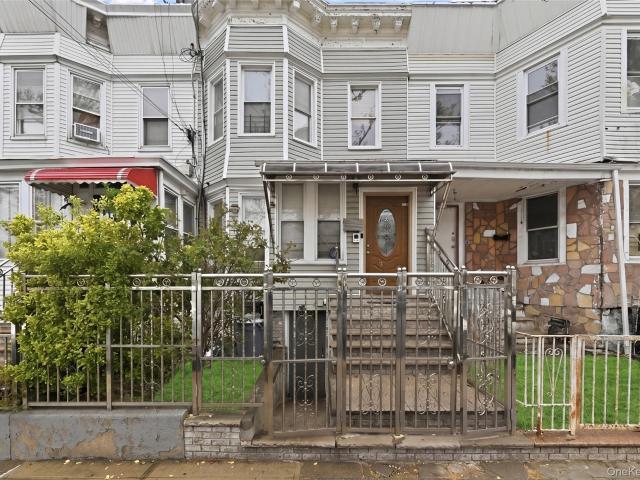 312 Nichols Avenue | Compass