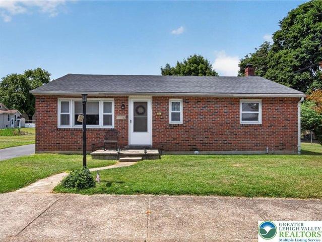 312 S 12th St, Emmaus, PA 18049