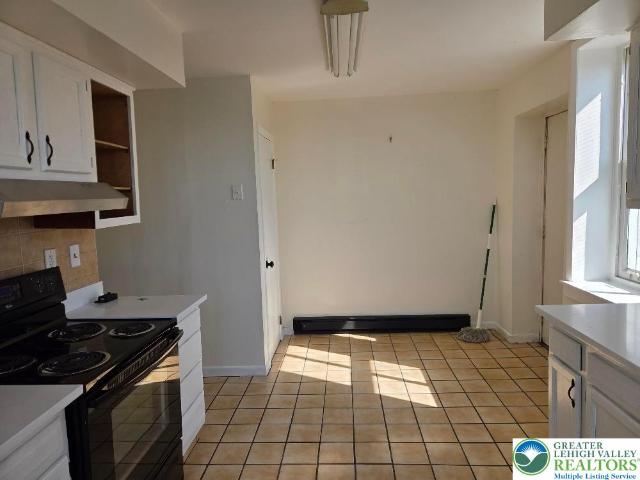 312 S 17th Street 4