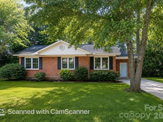 312 S Cleveland St, Kershaw, SC 29067