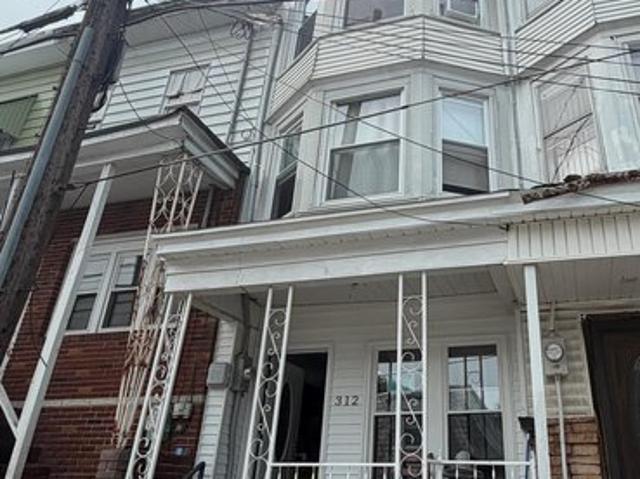 312 S Jardin St, Shenandoah, PA 17976