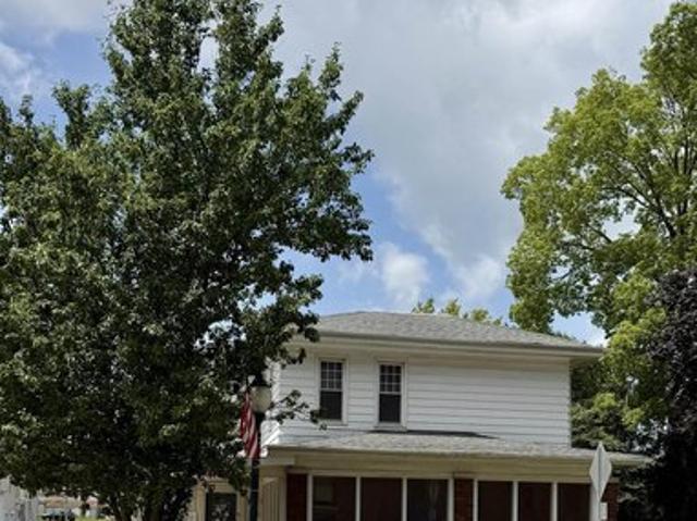 312 S Main St, Bluffton, IN 46714