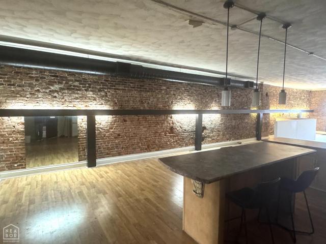 312 S Main