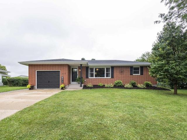 312 S Splinter St, Cuba City, WI 53807