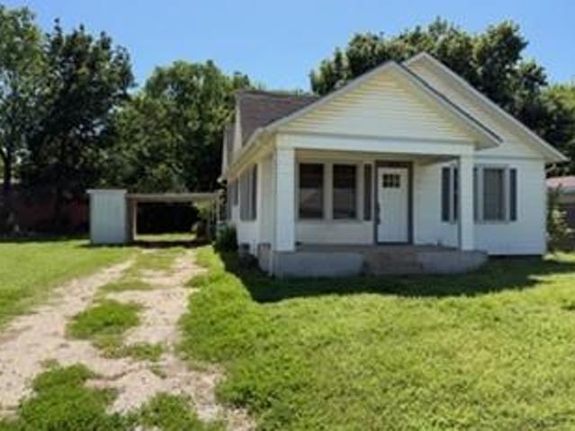 312 Small Street
