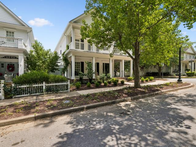 312 Starling Ln