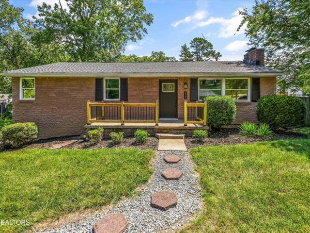 312 Stone Rd, Knoxville, TN 37920