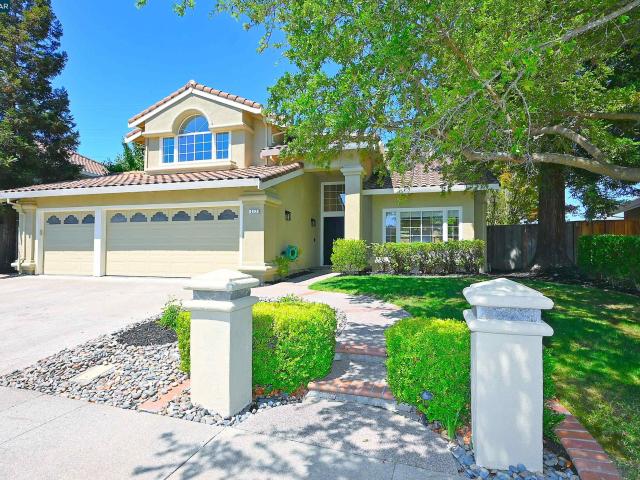 312 Sunset Dr