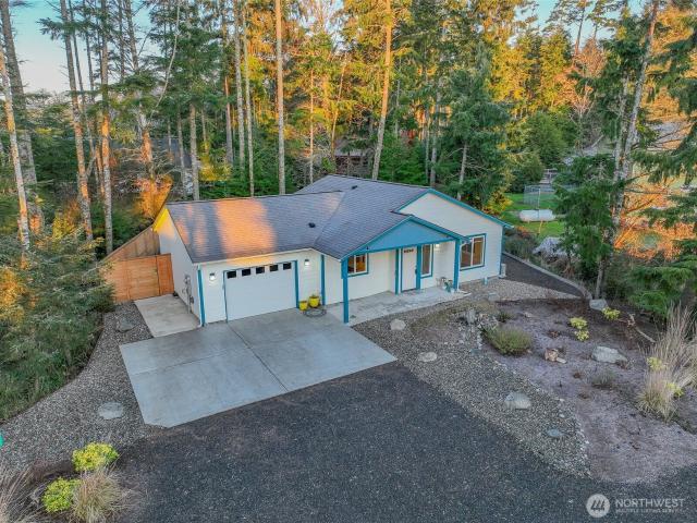 312 Pearsall St SE, Ocean Shores, WA 98569 | MLS #2471 | Compass