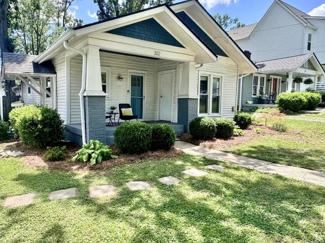 312 Pullen Ave