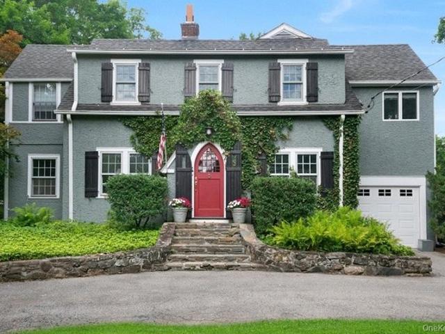312 Quaker Rd, Chappaqua, NY 10514