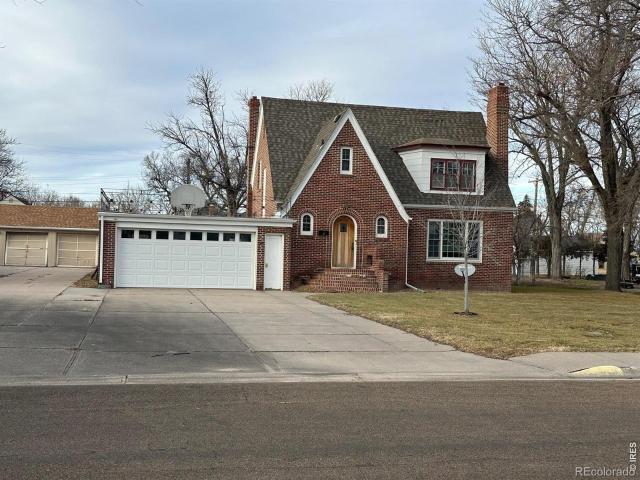 312 W 6th Street