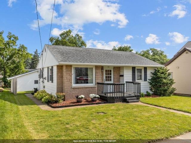 312 W 10th St, Kaukauna, WI 54130