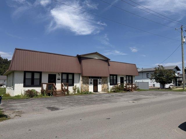 312 W Chester Ave, Middlesboro, KY 40965