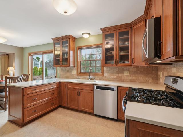 312 W Lilac Ln
