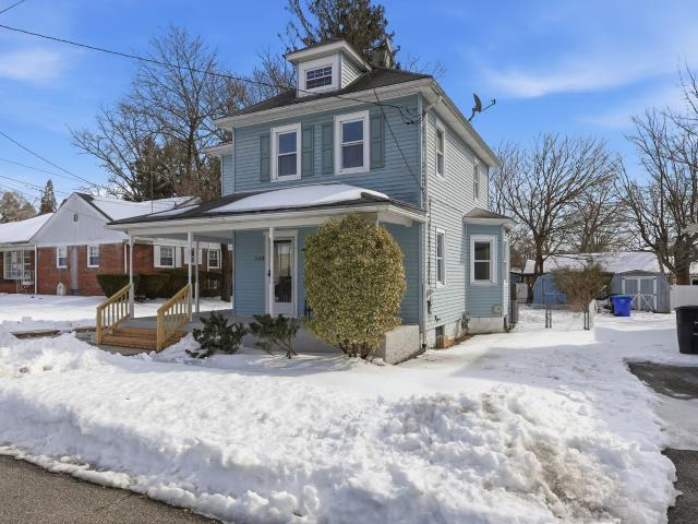 312 W Pleasant Street