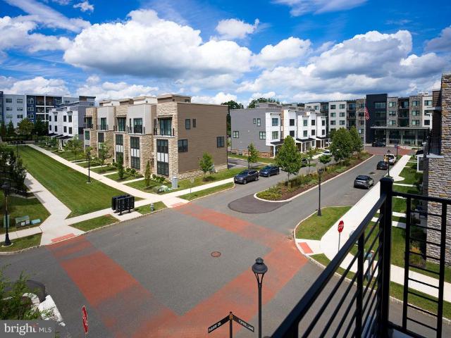 312 W Squire Drive
