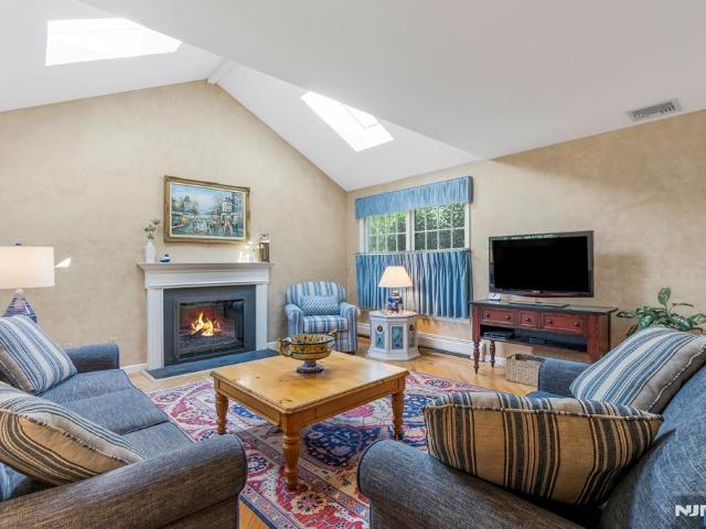 312 William Way