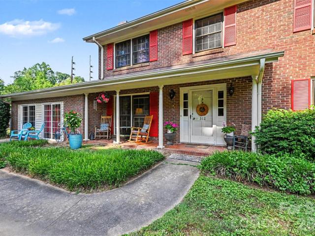 312 Windsor Drive