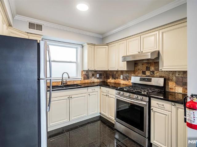 312 Vine St, Elizabeth, NJ 07202 | MLS #26010 | Compass