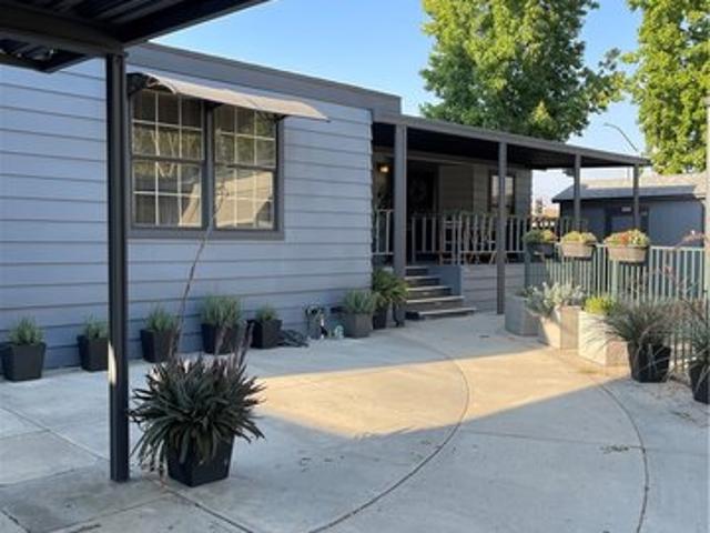 31348 Lakehills Rd Unit 2, Castaic, CA 91384
