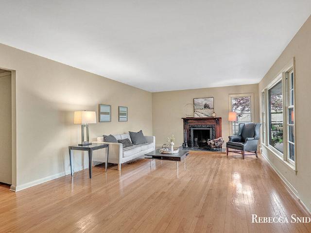 3134 Midland Drive