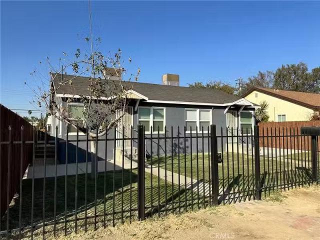 3134 Monterey Street, Bakersfield, CA 93306