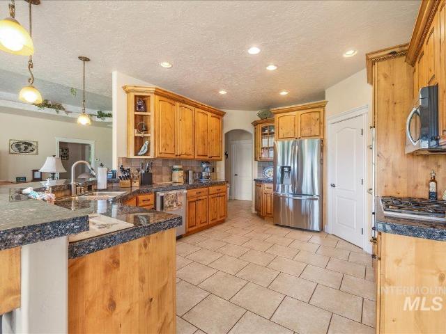 3134 N Merlot Place