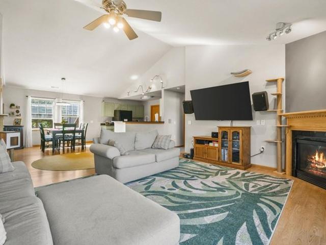 3134 Dorchester Way Apt 4, Madison, WI 53719