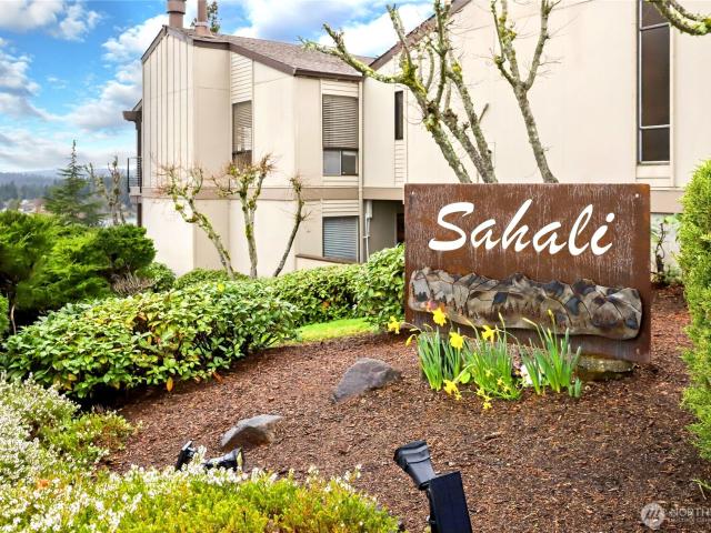 3134 Sahali Dr, Unit N, Bremerton, WA 98310 | MLS #2508 | Compass