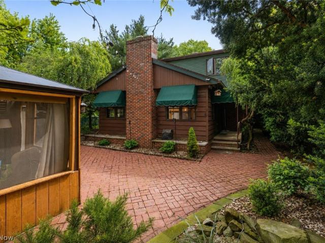 3134 W 140th