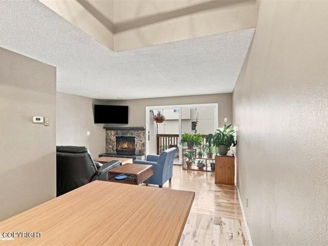 3134 W 34th Ave, Anchorage, AK 99517