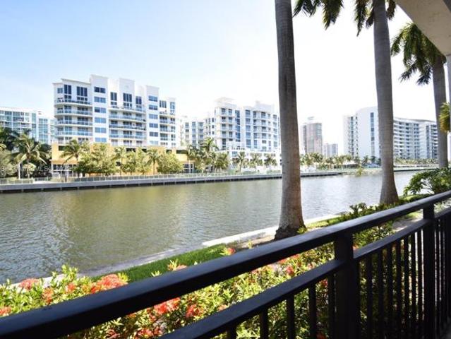 3135 NE 184th St #2102 Aventura, FL 33160