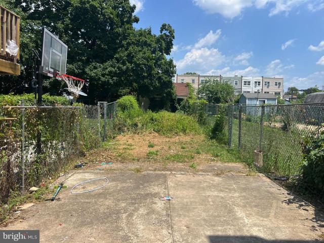 3135 Holly Road