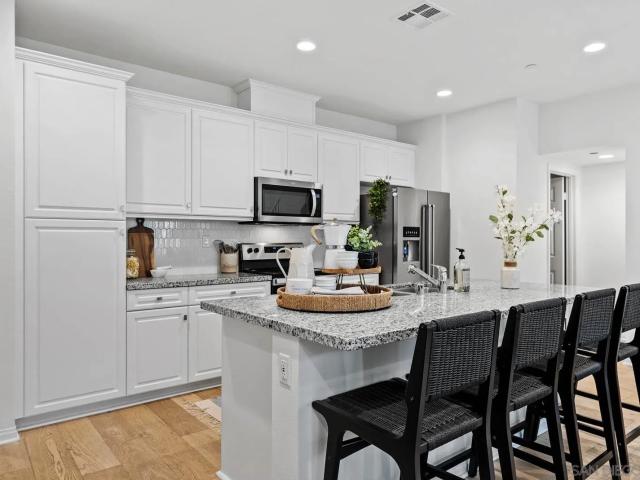 3135 Linwood St, Vista, CA 92081 | MLS #260006 | Compass