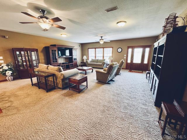 3135 S Highway 87