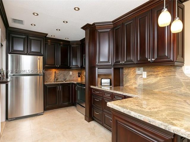 3135 S Ocean Dr Apt 227, Hallandale Beach, FL 33009