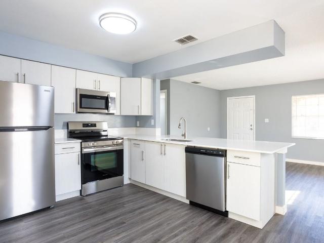 3135 Woodhill Rd 2 Bedroom Apartment for Rent at 3135 Woodhill Rd, Winter Haven, FL 33881