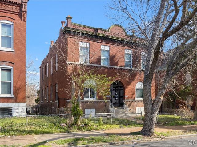3135 3 Chippewa St, Louis, MO 63118 | MLS #26018