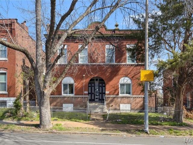 3135 3 Chippewa St, Saint Louis, MO 63118
