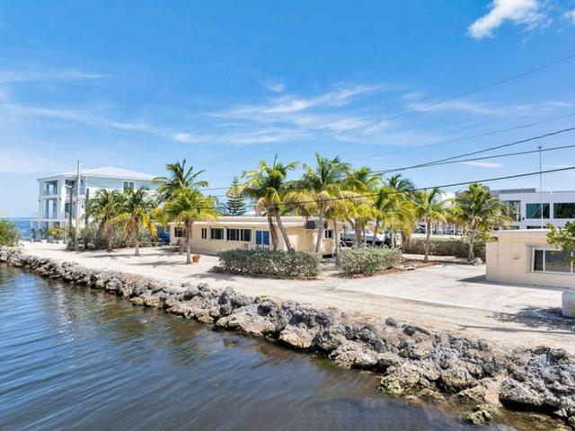 31364 Avenue J, Big Pine Key, FL 33043