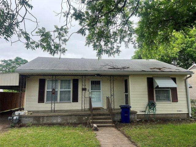 3136 McKenzie Ave, Waco, TX 76708