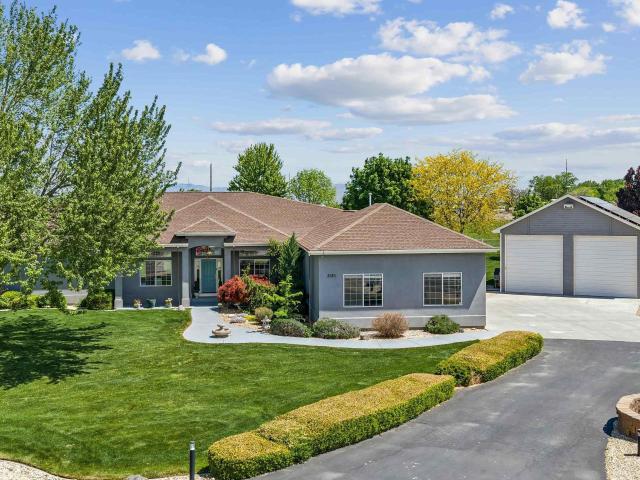 3136 N Brumby Ln
